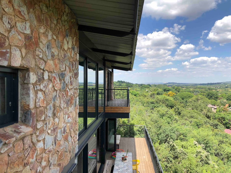 Bushveld View Estate Vacation Rentals & Homes - North West, South ...