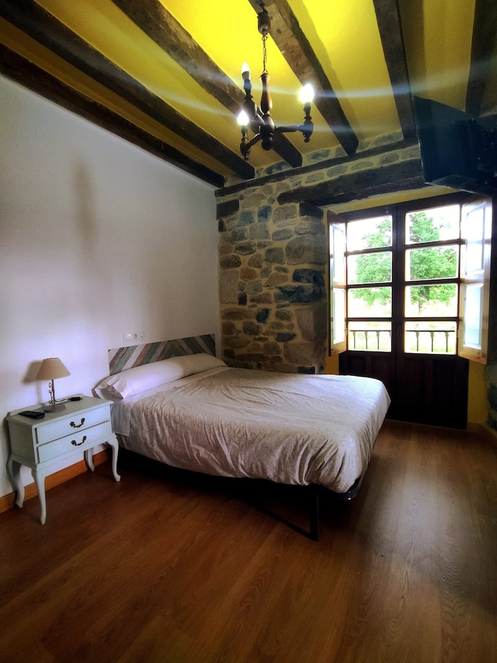 La Fonda Habitación Con Cama De Matrimonio - Vega de Pas