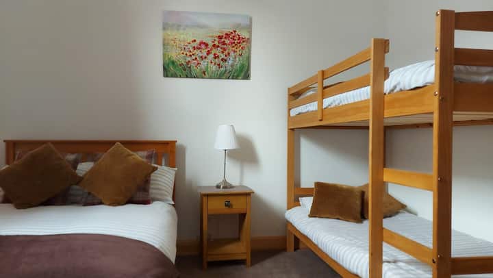 Double Room - Spacious En-suite - Brora