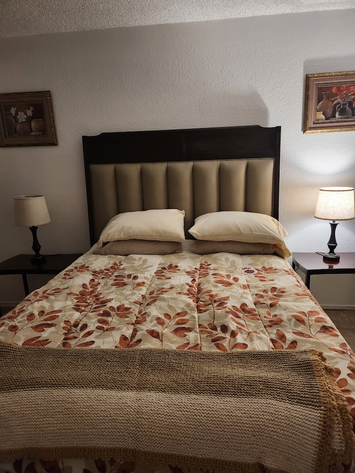 Auntie House - Las Vegas, NV