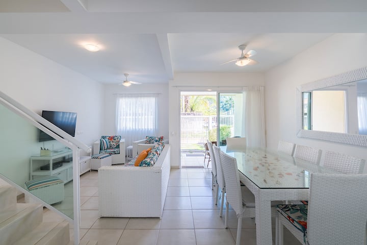 Casa De Praia Em Condo/piscina E Serv. De Praia - São Sebastião
