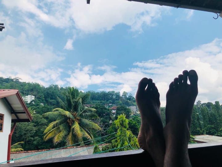 Kandy Lake Home Stay - Kandy