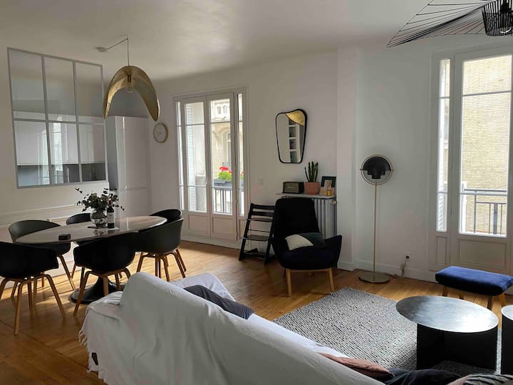 90 M2 Flat With Amazing View & Central Position! - Paris