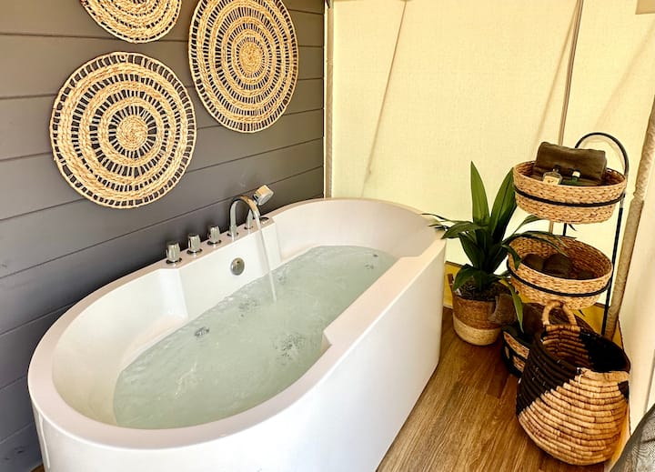 The Underwood Lux Safari Tent - Kentucky