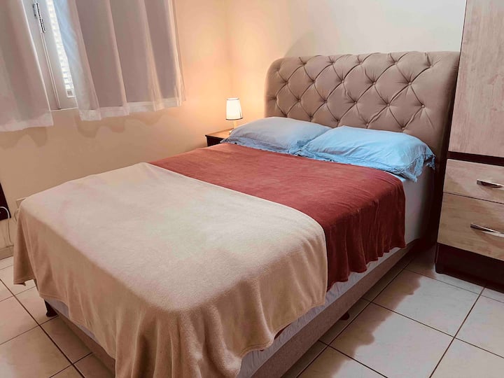 Quarto/sala Mobiliado + Wifi No Coração De Itabuna - Itabuna