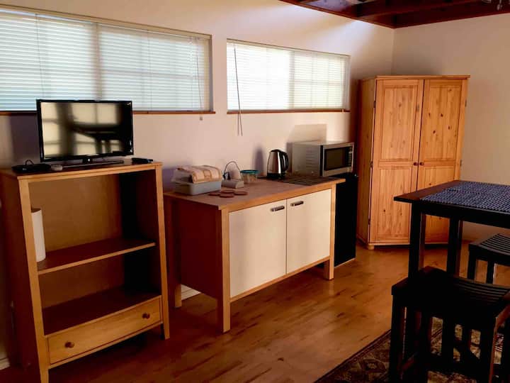 Guest House With Private Entrance - サン・レアンドロ, CA