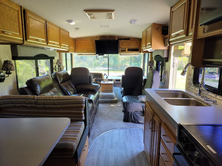 Apple Tree Lane Suites- Rv For On-site Use Only - South Bend, IN