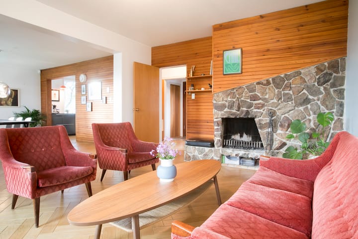 Beautiful Town House In The Center - Reykjavík