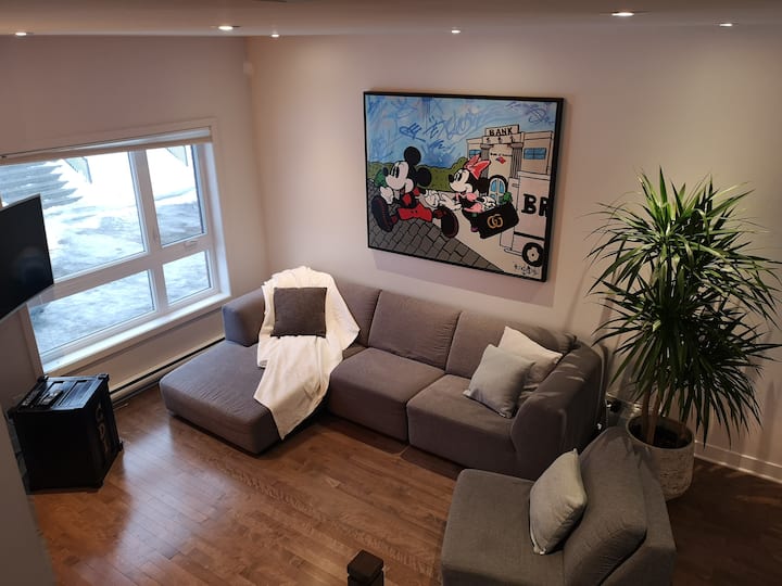 4beds Modern Home 15 Min From Montreal - Brossard