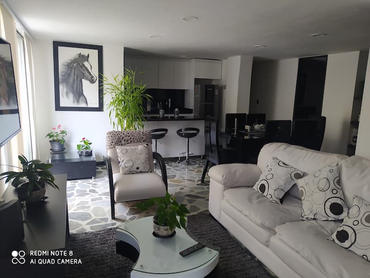 Apartamento  Familiar Con Todas  Las Comodidades - Pereira