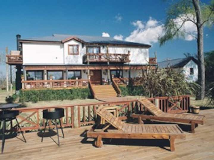 Casa Quinta En El Delta De Tigre - Rumbo 90 - Provincia de Buenos Aires