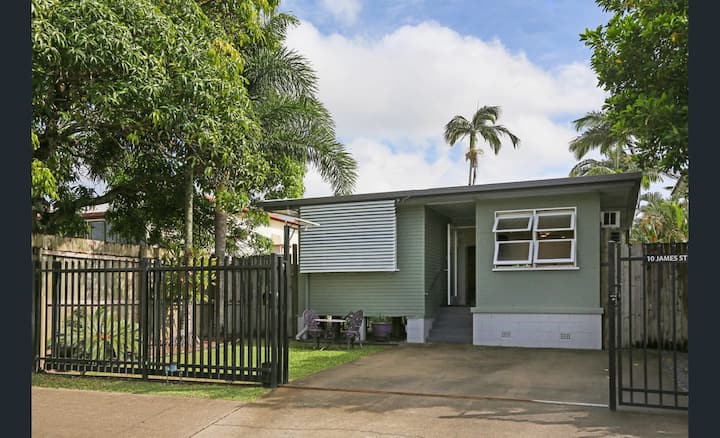 James Cottage (Fnq) - 3 To 4 Bedrooms - 