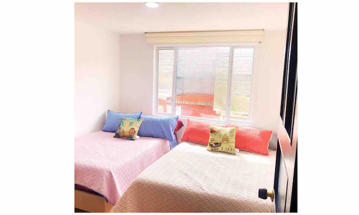 Amplio Y Hermoso Apartamento, Con Todo! - Bogotà