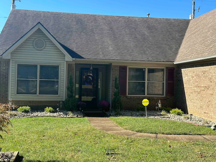 Whitfield Manor - Lexington, KY