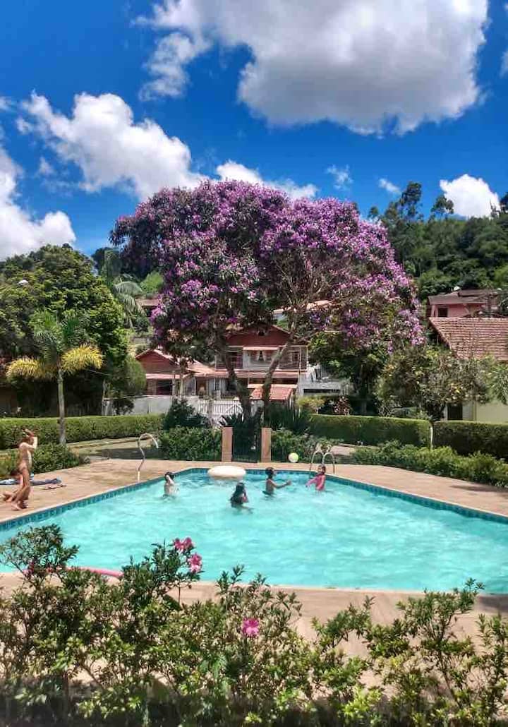 Chalé Casarão  Friburgo C/piscina Jardim E Quadras - Nova Friburgo