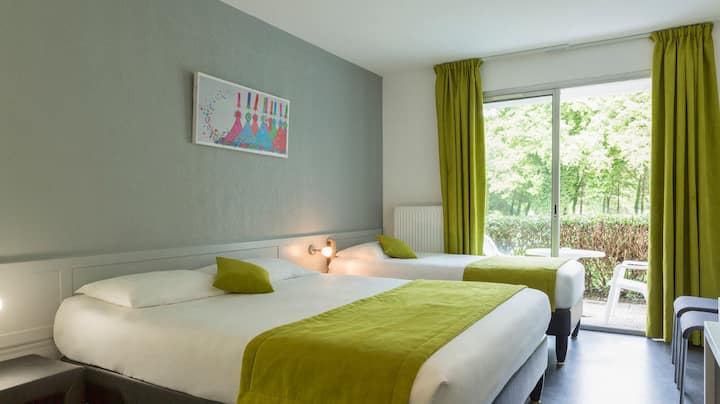 Triple Family Room | Hôtel Du Golf Saint-laurent - Carnac