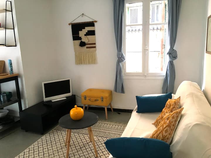 Charmant 2 Pièces Dans Le Vieux Menton - Menton