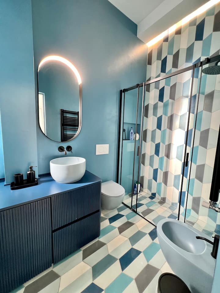 Modern Renovated Studio Apartment In Porta Romana - Mailand