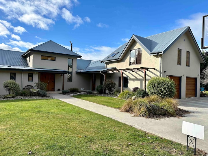 2 Bedroom Apartment - Wanaka