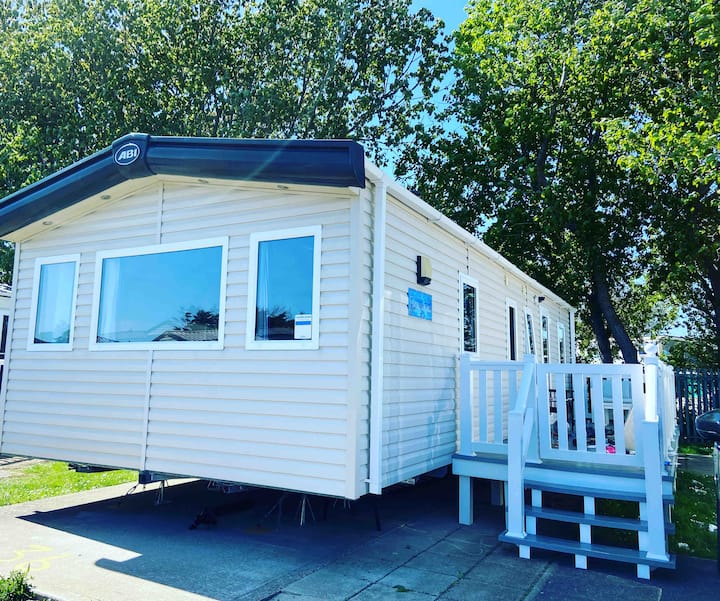 Luxury 3 Bedroom Caravan Minutes From Camber Beach - Camber Sands