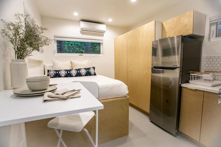 The Mini Retreat:  Tiny House.  Big Nature. - Los Angeles, CA