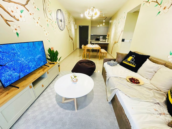 3br Stunning Pool @ De’ Sakura | Walk To Mrt+ Mall - Kuala Lumpur