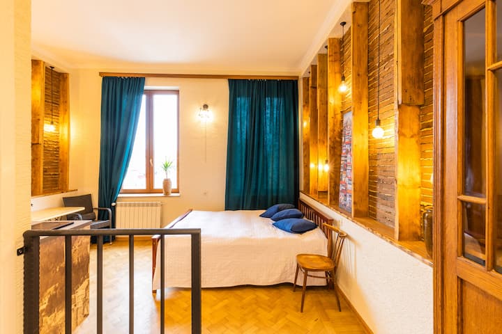 4 Bedroom Apartment On Liberty Square ⭐️⭐️⭐️⭐️⭐️ - Tbilisi