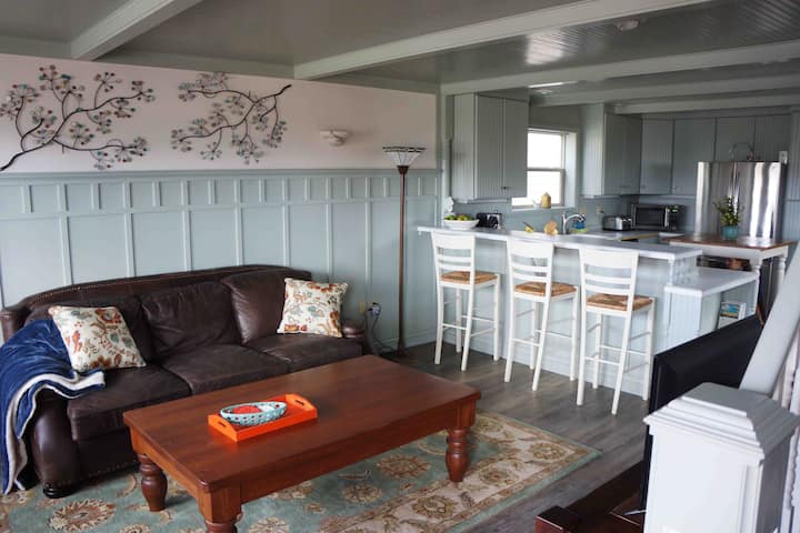 The Alpine Perch  -  Expansive Views, Downtown Location, And New Construction. - Leadville, CO