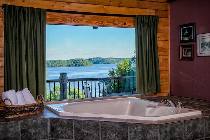 Amazing Lake View Cabin - Beaver Lake, AR