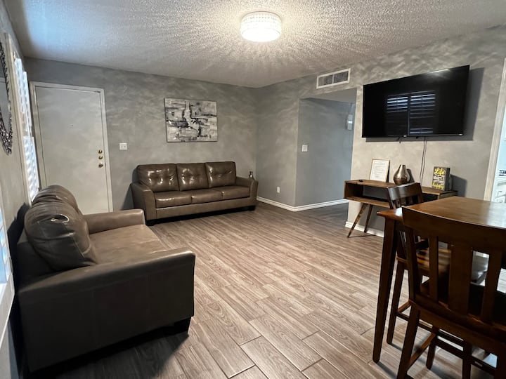 Just Like Home - 엘파소