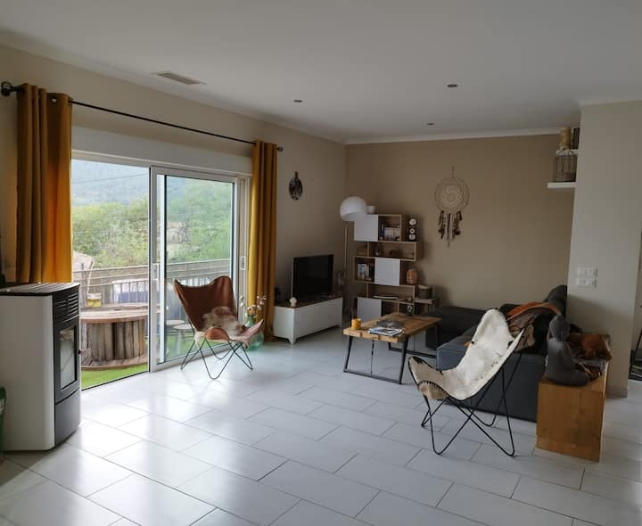 Havre De Paix Spacieux Et Lumineux - Roquebrun