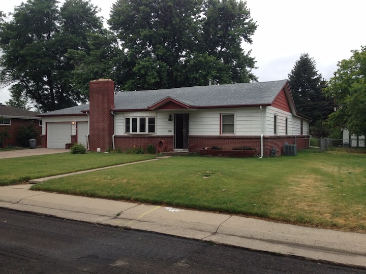 S. Denver Quiet Neighborhood Private Guest Suite - Littleton, CO