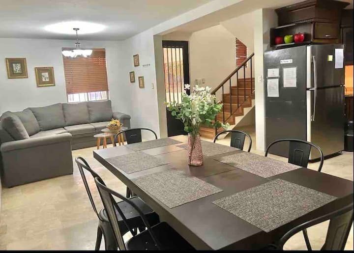 Gran Casa 4 Habitaciones - エルモシージョ