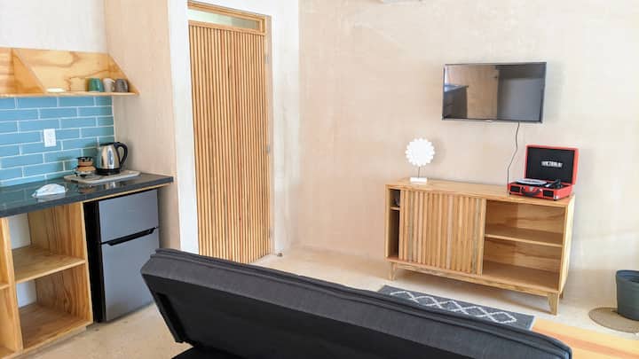 Studio Chukum Queen Bed Wifi 60mb/s Downtown - Cancún