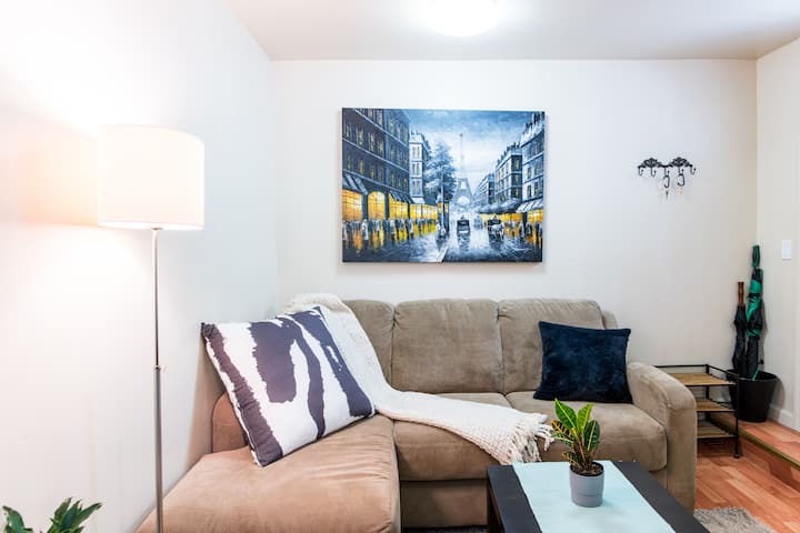 Private Cozy Apartment In Little Hollywood - San Francisco, CA