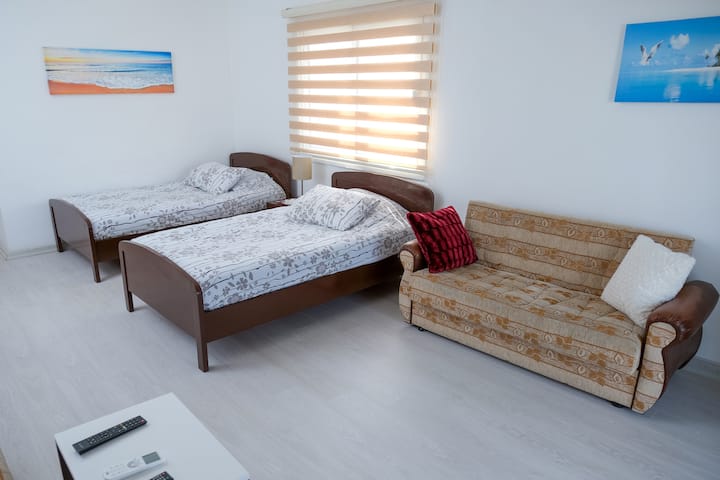 Central, Clean And Cozy Recently Renovated Studio. - Girne