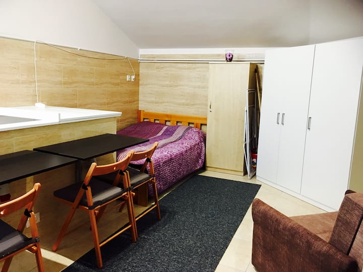 (5) Przytulne Studio Dla Podróżujących - Warsaw