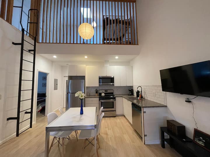 Loft 1700b Two Blocks From Bart And Amtrek - Sausalito, CA