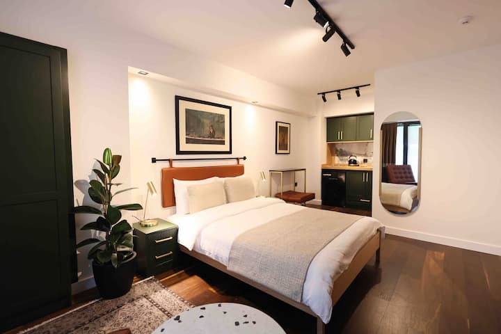 Specially Designed 1+0 Studio Ortaköy Main Street - Maslak