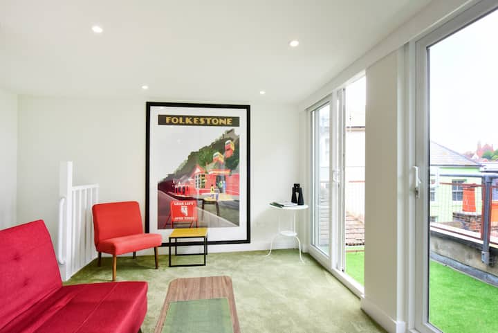 Folkestone Harbour View Stays - Folkestone