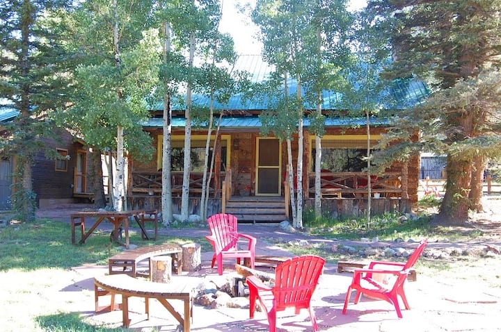 Bear Run - Walk To Main Street - Rustic Cabin - - Red River, NM