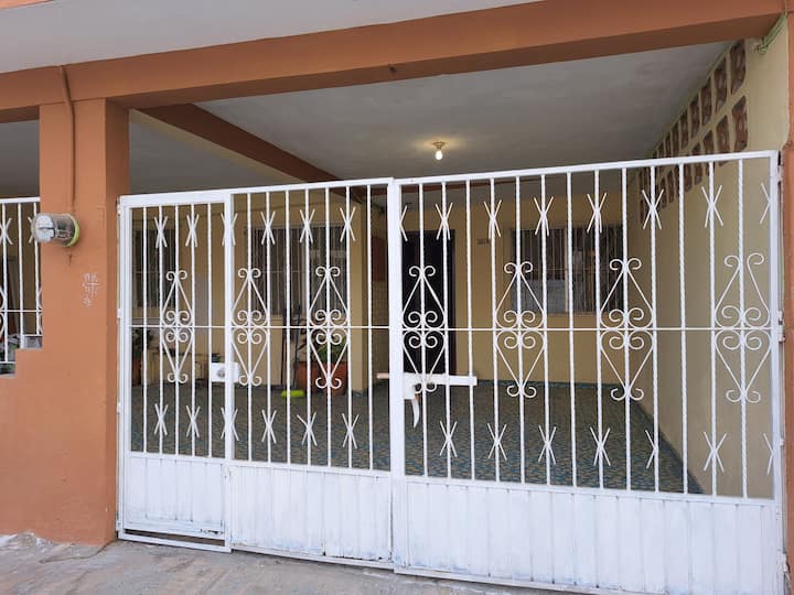 Casa En Fraccionamiento Villa Galaxia - Mazatlán