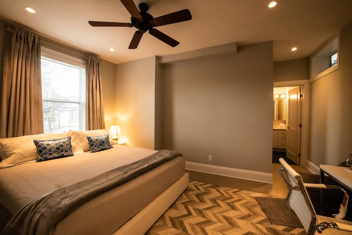 Exec Master Suite W/en-suite Bath/core/canal - Ottawa