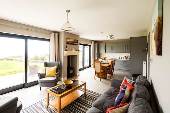 An Cuan Lodge, Dunmore, Clonakilty. - Clonakilty