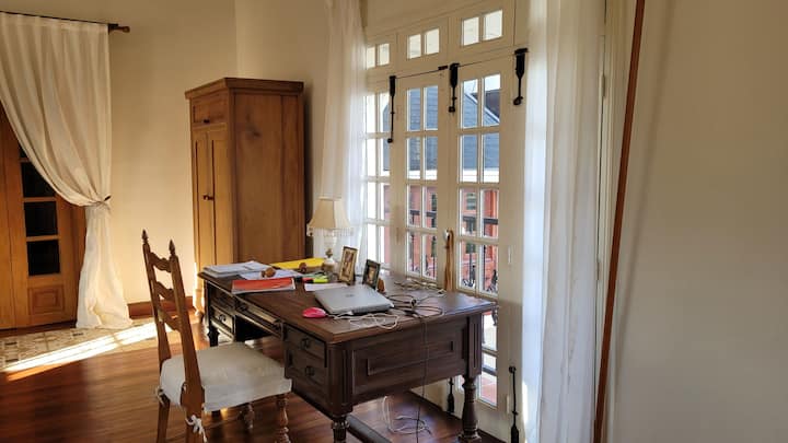 Mise Au Vert, En Pleine Ville - Antananarivo