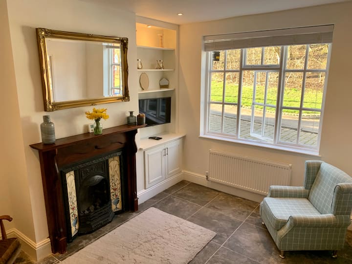 A Hidden Gem Sleeps 8 Perfect City Location - Stockport