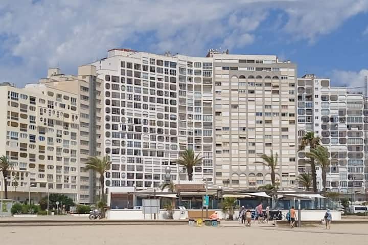 Empuriabrava: Superbe Studio-cabine Face à La Mer - Empuriabrava