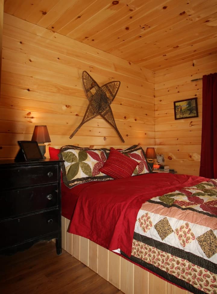 The White Tail At Loon Ridge - 雪梨