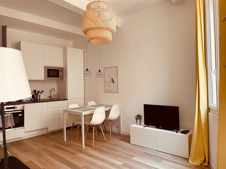 Aix En Provence, Bel Appartement Centre Historique - エクサン・プロバンス