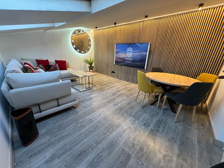 Deluxe Burgos | 5 Sin Ascensor - Burgos